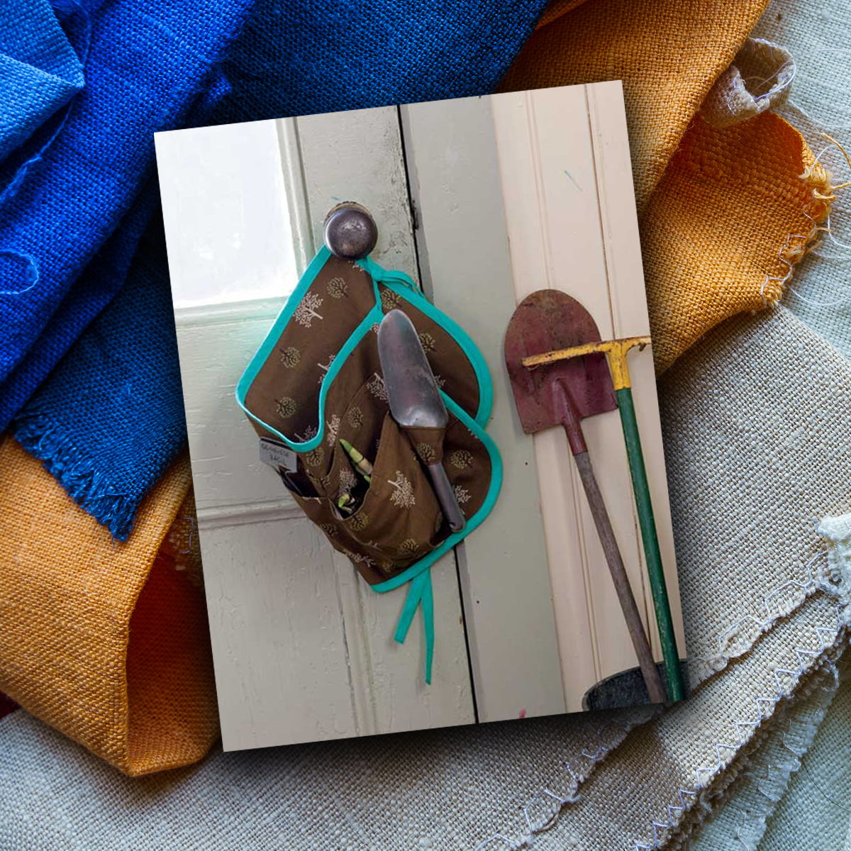 One-Yard Gardening Apron Pattern – Mother Earth News